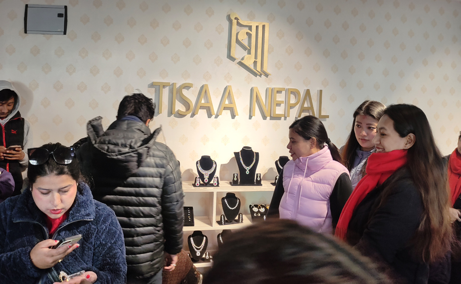 Tisa Nepal, a startup that sells modern jewelry through Instagram ...