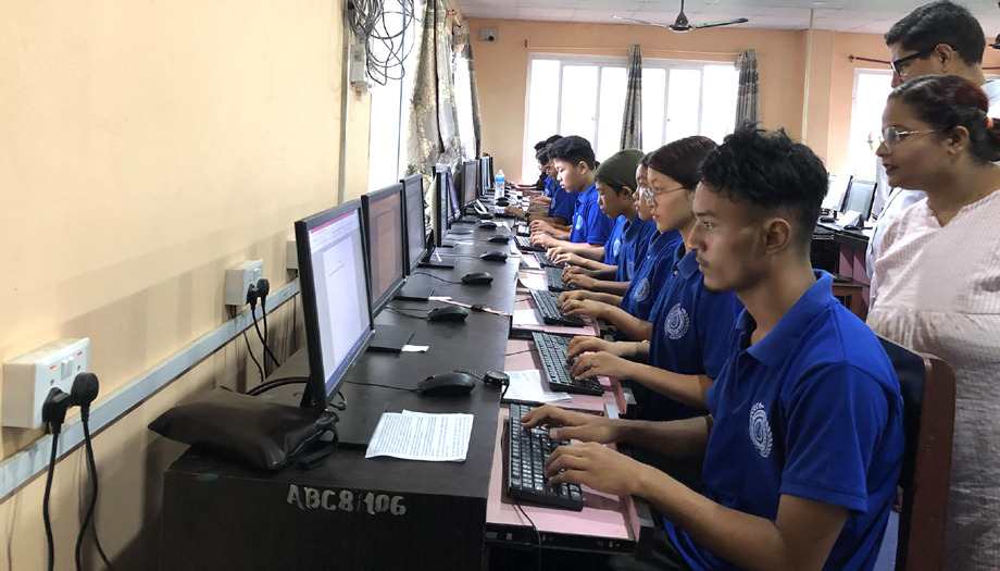 बालबालिका तथा युवालाई सूचना प्रविधिसम्बन्धी प्रशिक्षण - Technology Khabar