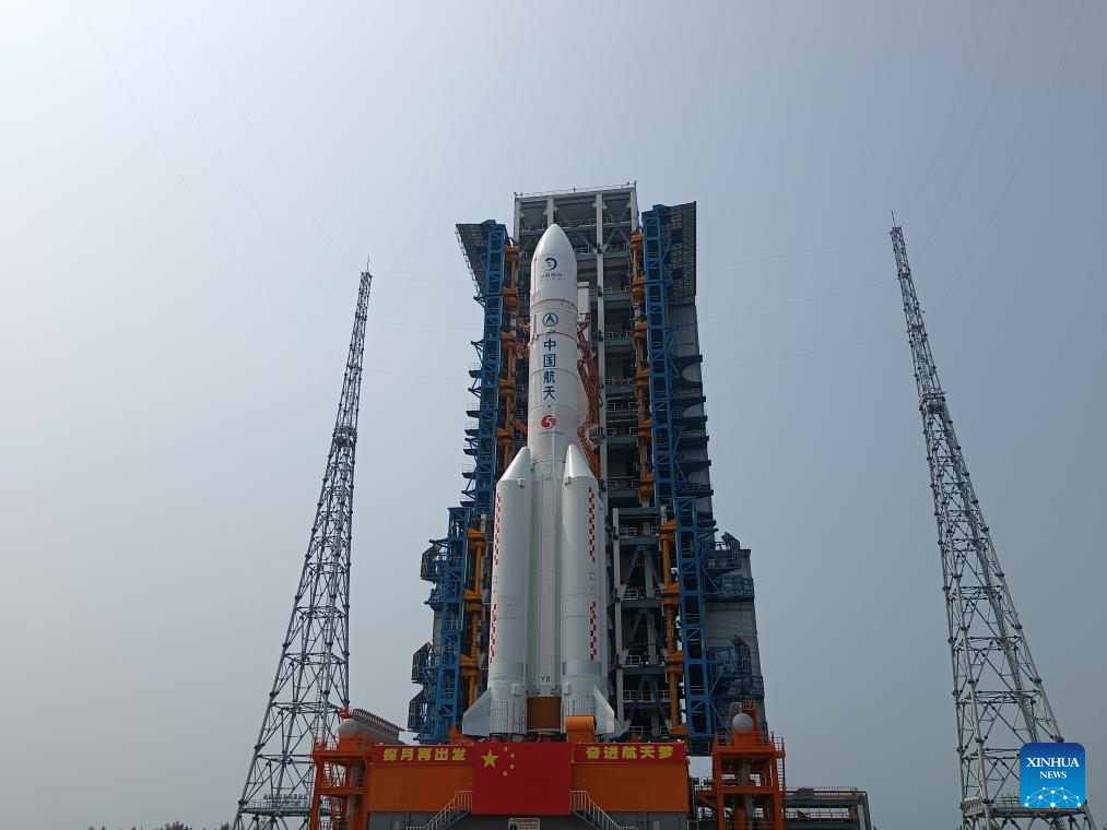 China prepares to launch Chang'e-6 lunar probe - Technology Khabar